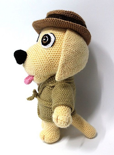 Ravelry: Lucas the detective dog pattern by Gretel Crespo
