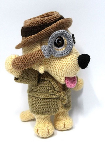 Ravelry: Lucas the detective dog pattern by Gretel Crespo