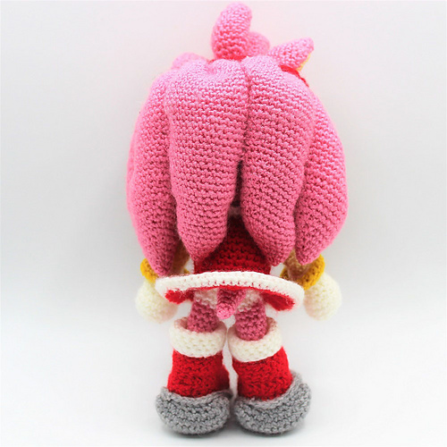 Ravelry: Amy Rose pattern by Gretel Crespo