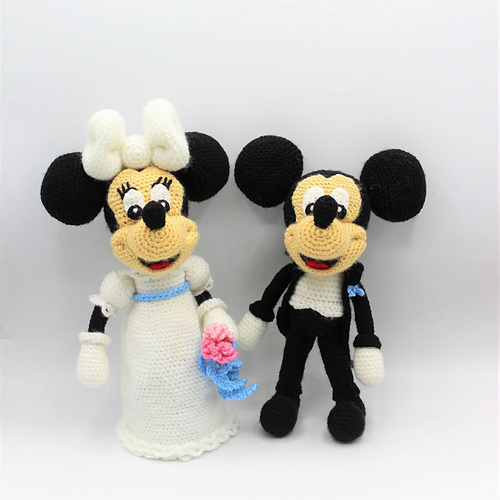 Ravelry: Mickey groom and Minnie bride pattern by Gretel Crespo