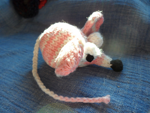Ravelry: Lab Mice pattern by cheezombie