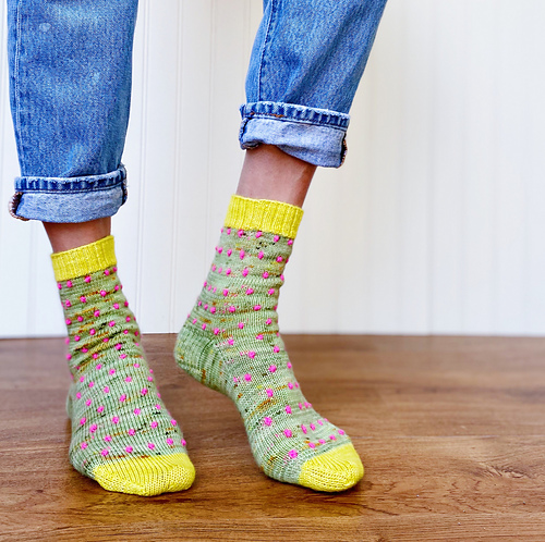 Ravelry: Pop Radio Socks pattern by Summer Lee