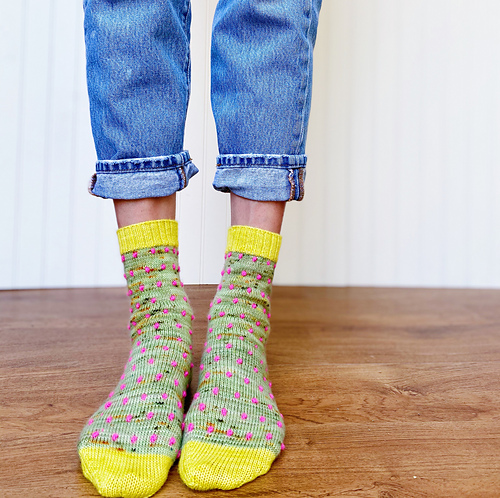 Ravelry: Pop Radio Socks pattern by Summer Lee