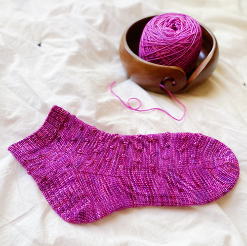 Ravelry: Pop Radio Socks pattern by Summer Lee