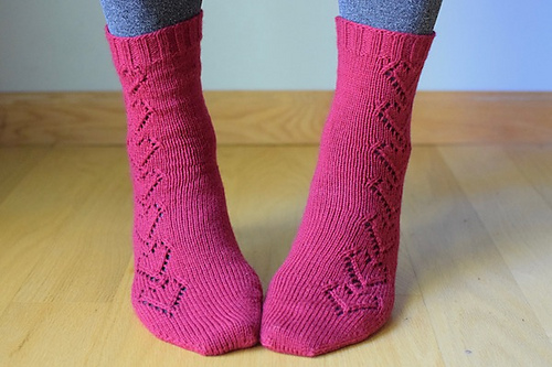 Ravelry: Smooth Operator Socks pattern by Susan B. Anderson
