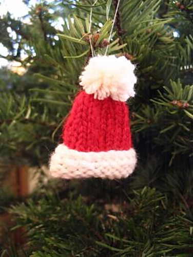 Ravelry: Mini Santa Hat pattern by Susan Hanlon