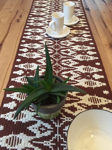 Ravelry: Mosaic Bunny Runner pattern by Susanne Anacker