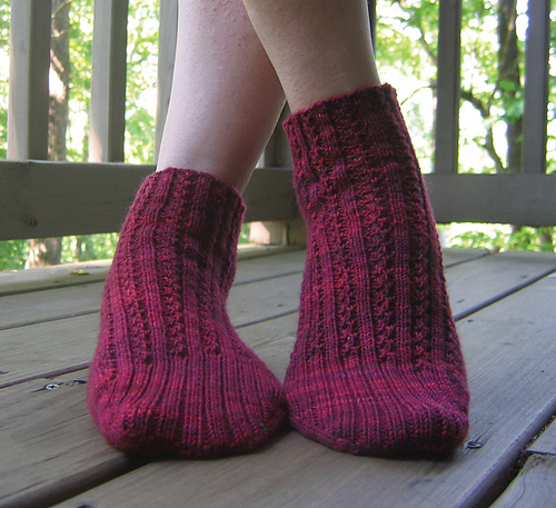 Ravelry: The Long Day's Night pattern by Susan Woodley