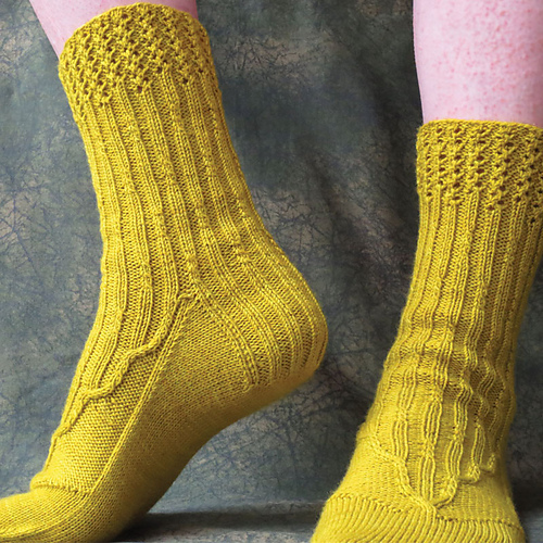 Ravelry: Little Bit Swings & Roundabouts pattern by Susan Woodley