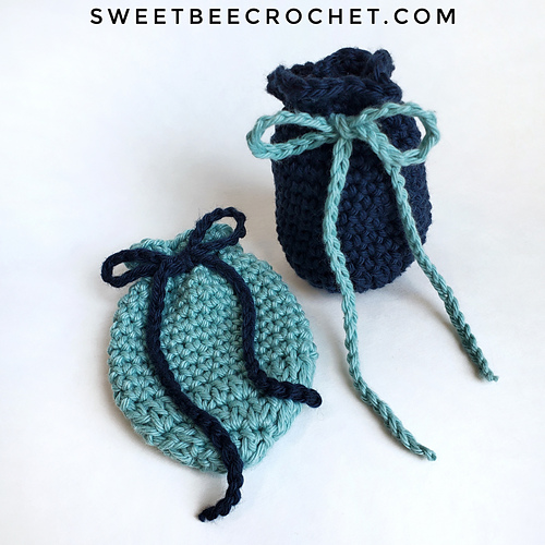Ravelry: Simple Mini Drawstring Pouch pattern by Sweet Bee Crochet