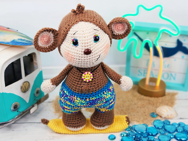 Ravelry: Oakley the Monkey pattern by Carolyne Brodie