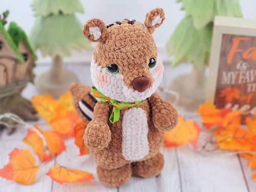 Ravelry: chipmunk pattern by Carolyne Brodie