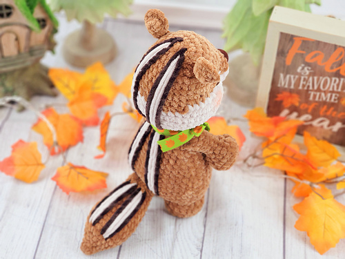 Ravelry: chipmunk pattern by Carolyne Brodie