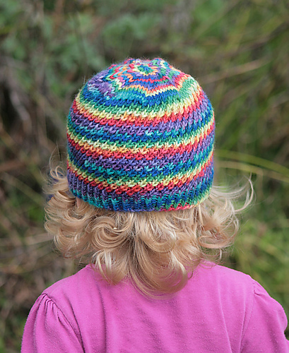 Ravelry: Sideline pattern by Gabriella Henry