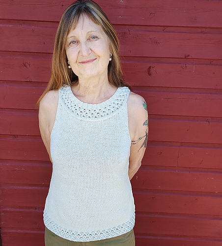 Ravelry: Big Chain Top pattern by Hinterm Stein