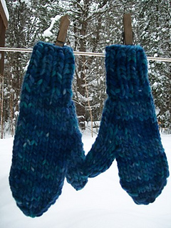 Ravelry: Snow Mittens pattern by Michele C Meadows