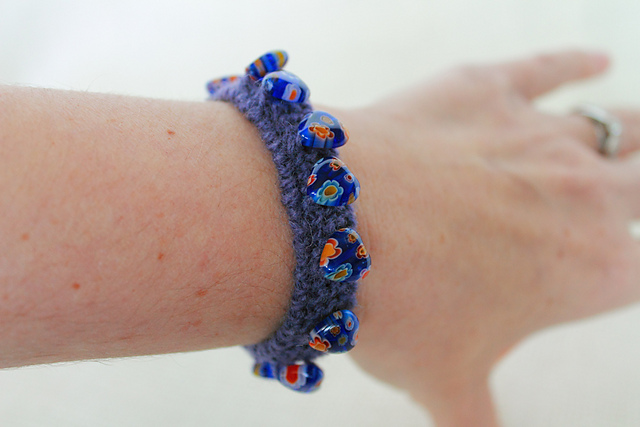 Ravelry: Knitting With Beads Tutorial pattern by Sydney Paige