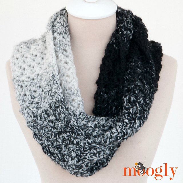 Ravelry: Loopy Love Scarf pattern by Tamara Kelly