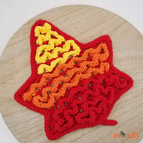 Ravelry: Leaf Wiggle Trivet pattern by Tamara Kelly