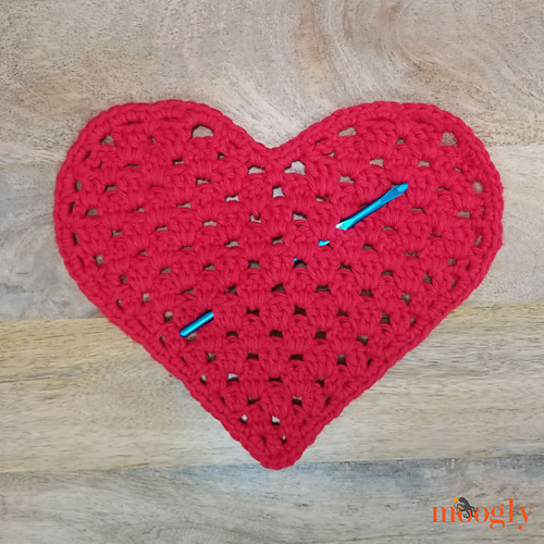 Ravelry: Heart Shaped Cloth pattern by Tamara Kelly