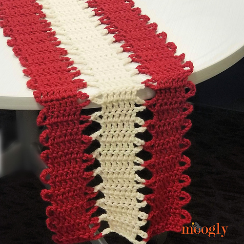 Ravelry: Ribbon Candy Table Runner pattern by Tamara Kelly