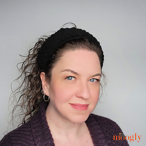 Ravelry: Luxe Loops Headband pattern by Tamara Kelly