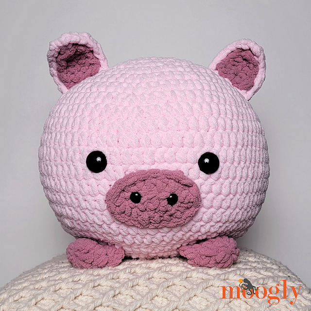 Ravelry: Pig Squish pattern by Tamara Kelly