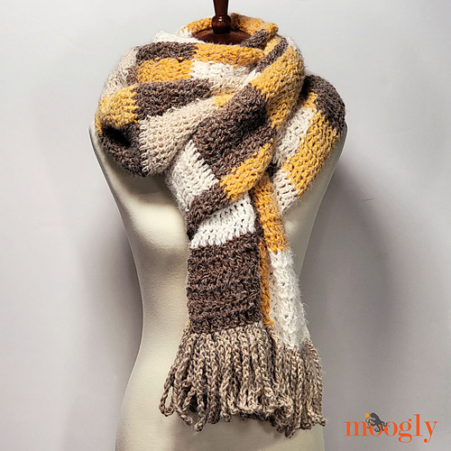 Ravelry: Big Checked Crochet Scarf pattern by Tamara Kelly