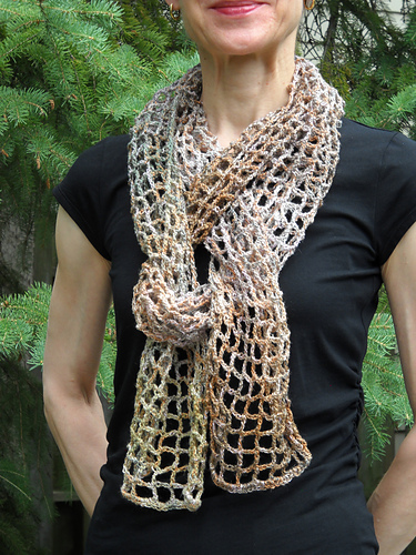 Ravelry: Gilded Mesh Scarf pattern by Mags Kandis