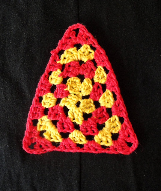Ravelry: a non-symmetrical triangle, granny isosceles triangle pattern ...