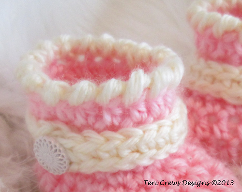 Ravelry: Cute Baby Boots pattern by Teri Crews