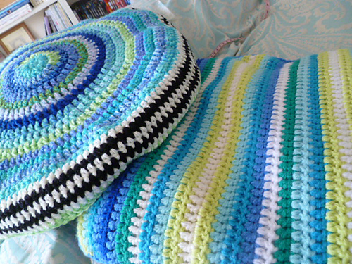 Ravelry: SuePinner's Blue Moon Drawstring cushions