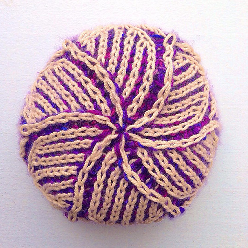 Ravelry: Pop Fizzle pattern by Lesley Anne Robinson