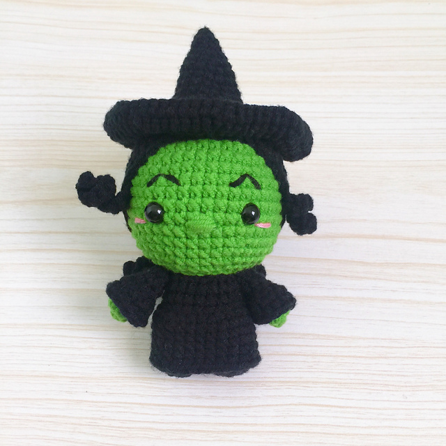 Ravelry: The Wicked Witch pattern by Mitch Agot