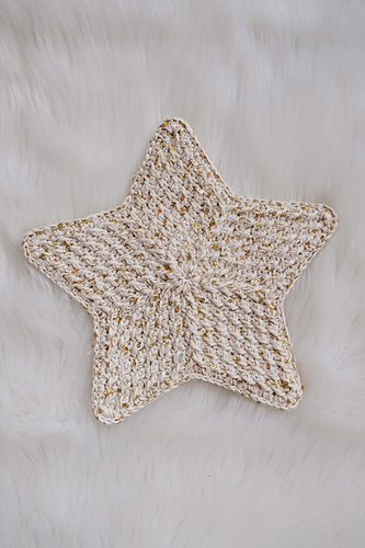 Ravelry: Alpine Star Tree Topper pattern by Tanya Johnson | The Cozy Knot