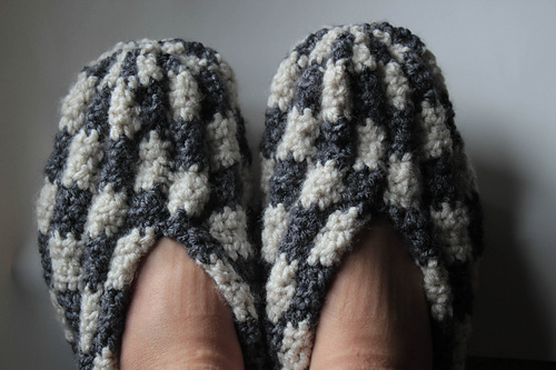Ravelry: Classic Checkerboard Slippers pattern by Kay Bowerman