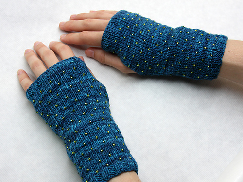 Ravelry: Beaded Diamond Fingerless Mitts pattern by Lindsay English