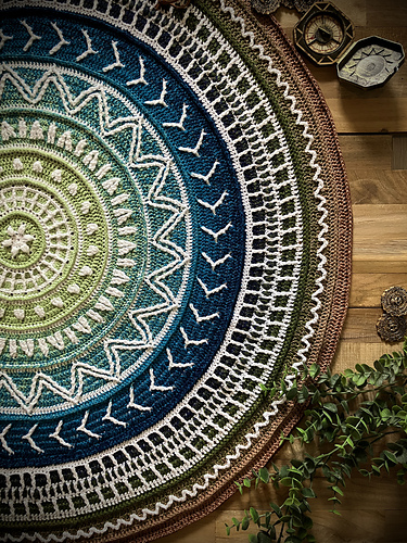 Ravelry: Aztek Artifact pattern by Mark Roseboom