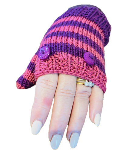 Ravelry: Wristcuffs or Mittens pattern by Monica Russel