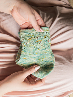 Ravelry: Tidal Waves Socks pattern by Izabela Grzybek