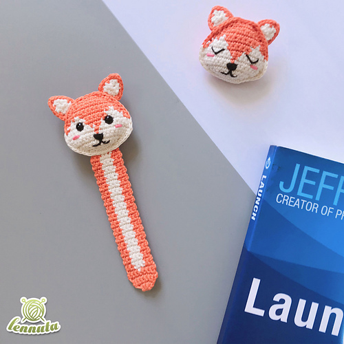 Ravelry: Fox Bookmark pattern by Thao Nguyen Lennutas