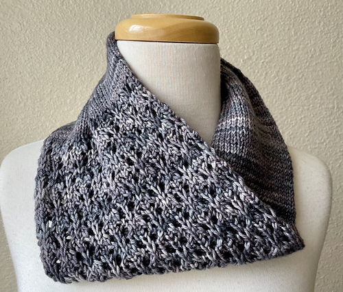 Ravelry: Loop Cowl pattern by Nick Davis