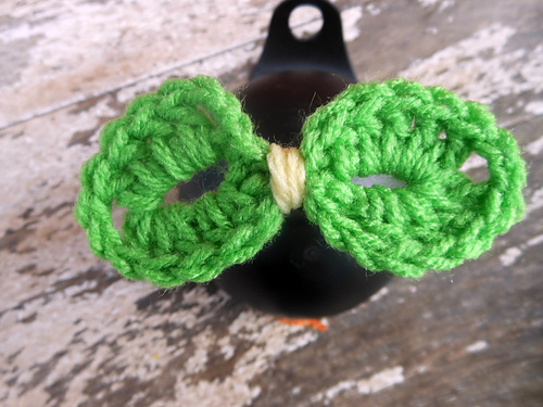 Ravelry: 3's A Charm Bow Pattern Pack pattern by Darla Allen