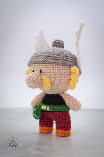 Ravelry: Asterix amigurumi pattern by Ana Carolina