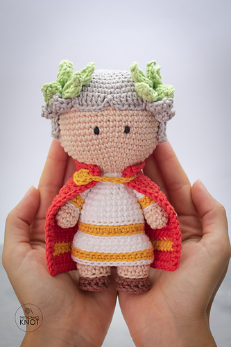 Ravelry: Julius Caesar amigurumi pattern by Ana Carolina