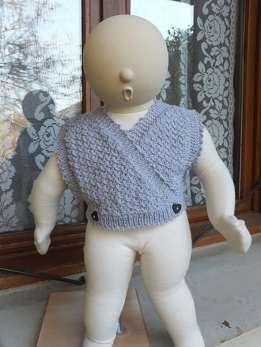 Ravelry: Sweet Hortense heartwarmer pattern by Christine de Savoie