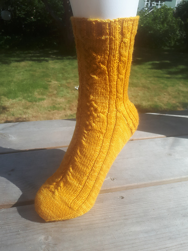 Ravelry: Desire Lines Socks pattern by Hayley Frye