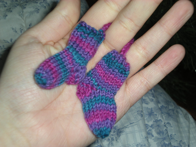 Ravelry: Pair of Mini Socks pattern by Lisa Mitchell