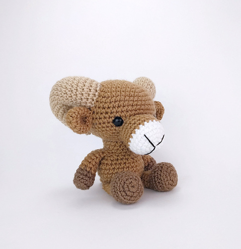 Ravelry: Crochet Ram pattern by Theresa's Crochet Shop