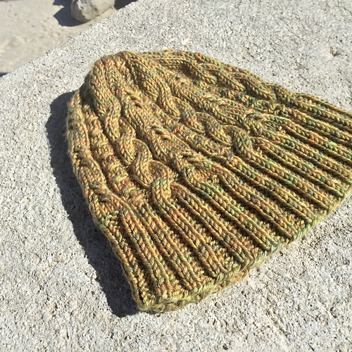 Ravelry: Peregrina Tuque pattern by Nicole Bottles